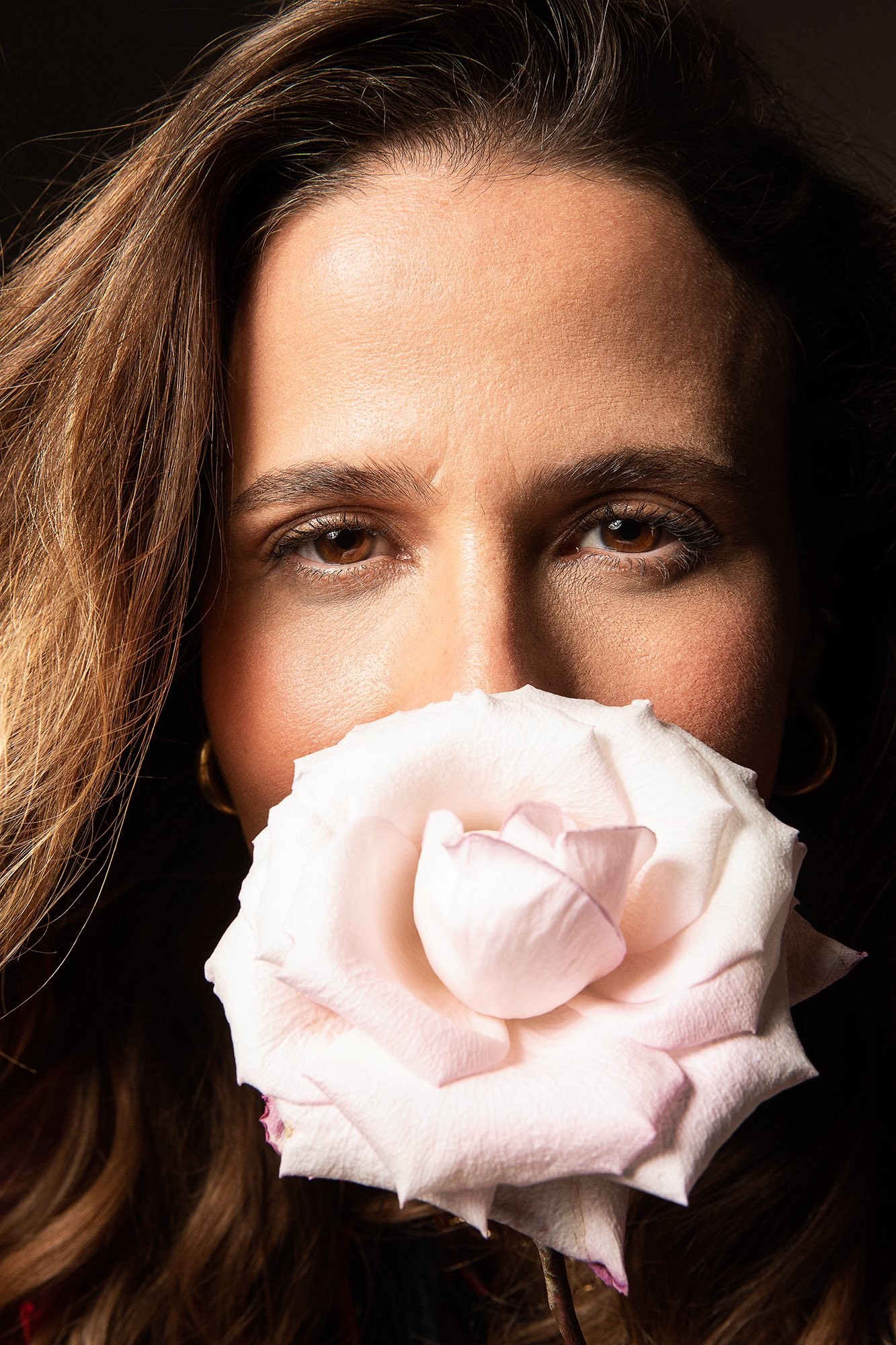 Ana Cañas apresenta a capa do álbum em que canta 14 músicas de Belchior ...