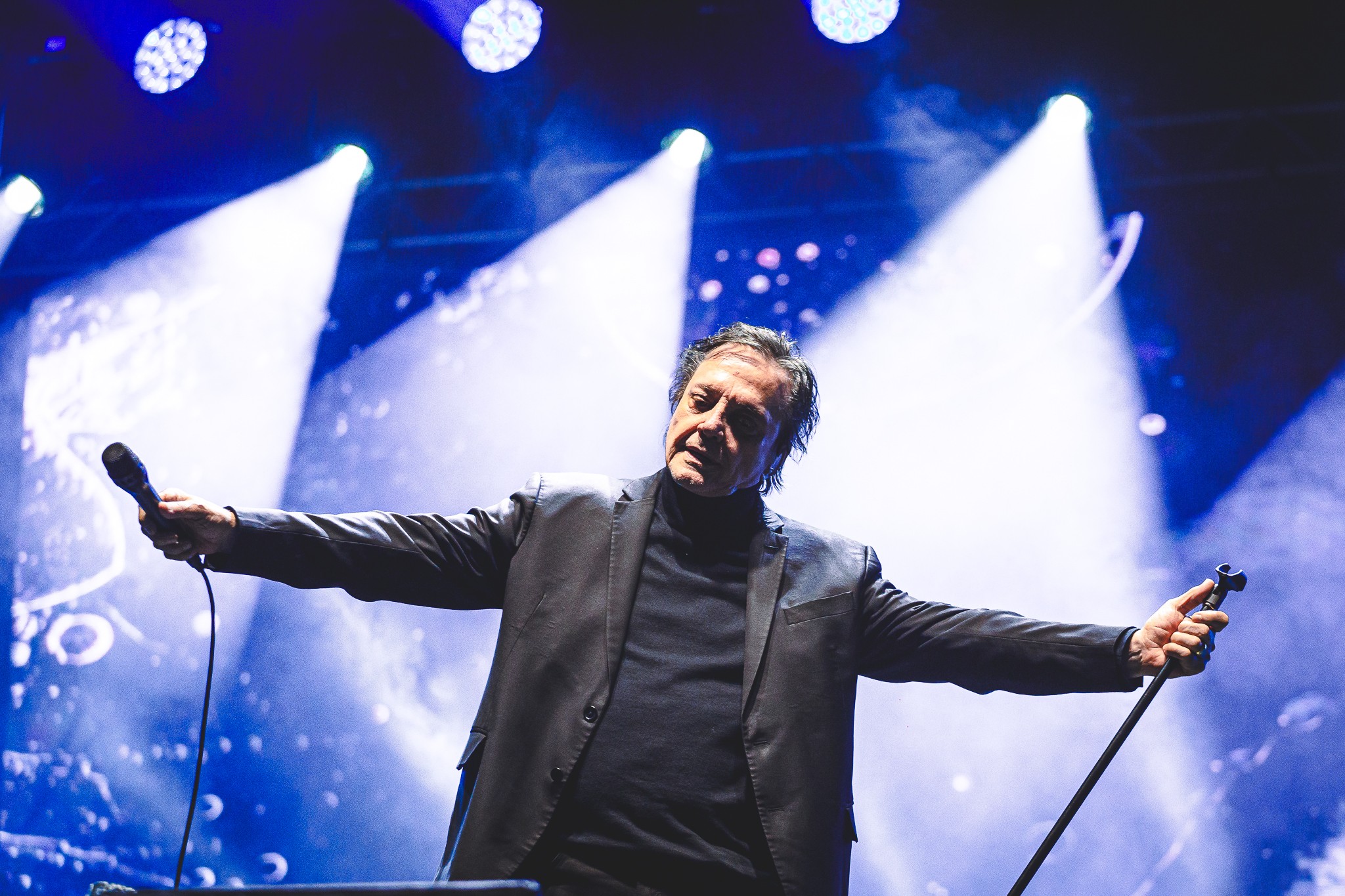 Fábio Jr. faz show 'Bem Mais Que os Meus 20 e Poucos Anos' em Campina ...