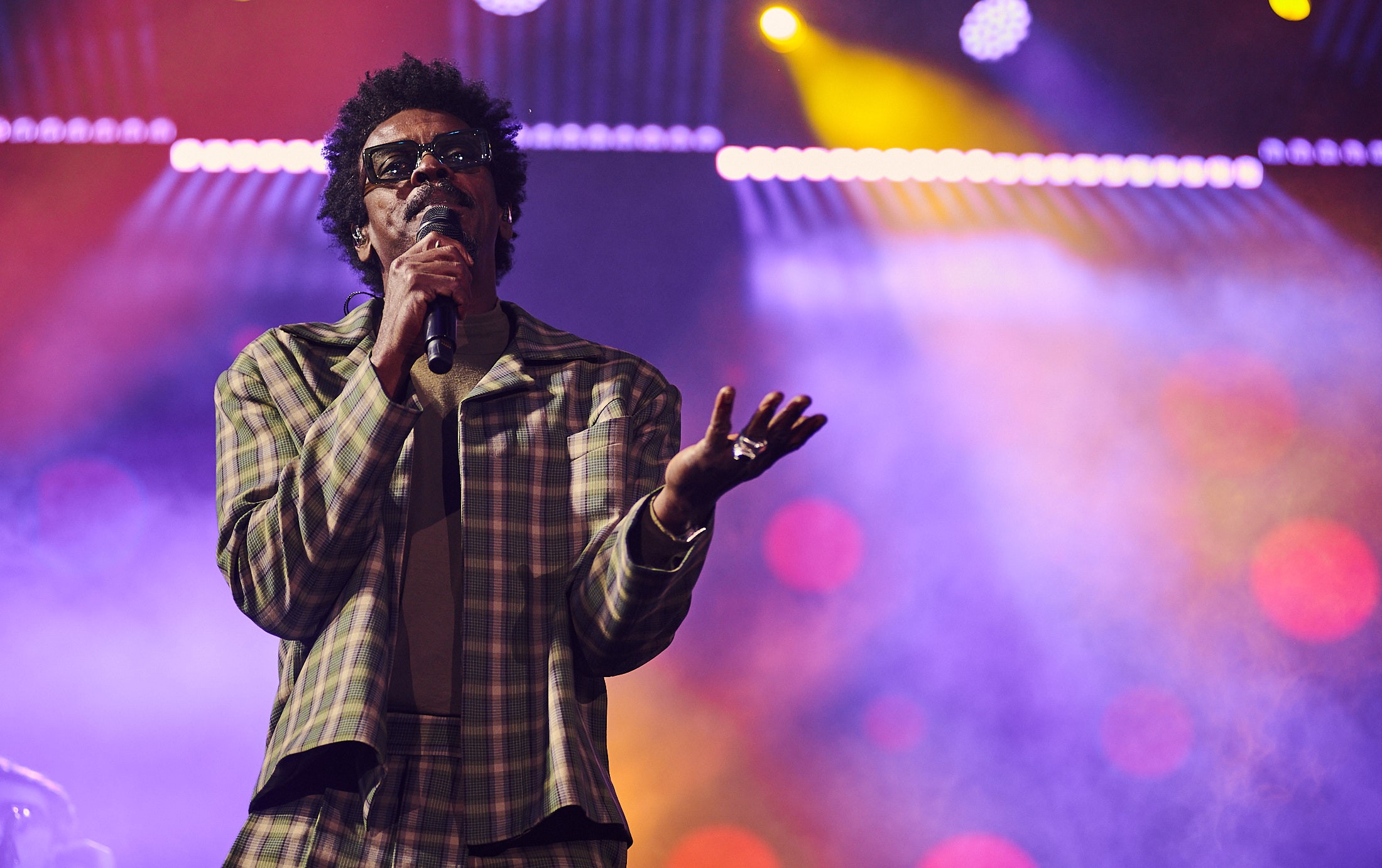 Seu Jorge fecha Palco Brasil com estreia de novo álbum no João Rock ...