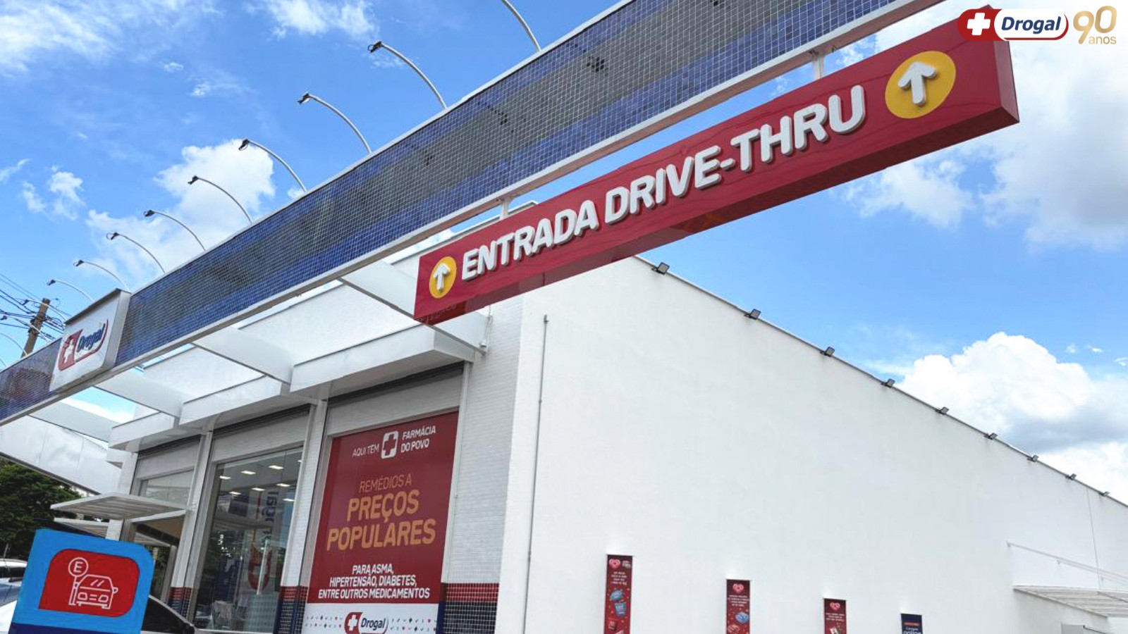 Drogal Drive-Thru: rapidez e praticidade na compra de remédios | G1