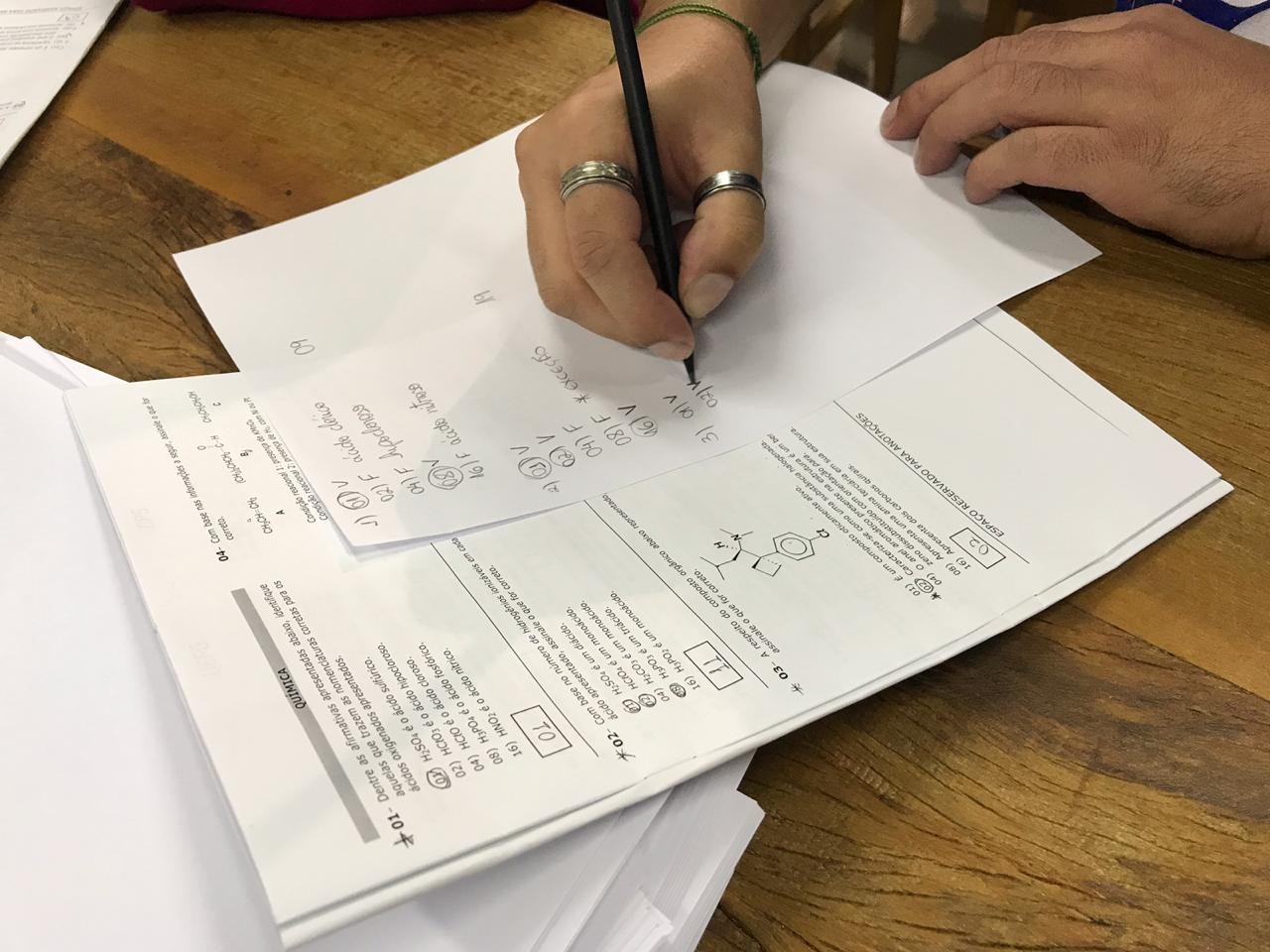 Veja dicas de conteúdos para ficar bem preparado para o vestibular da ...