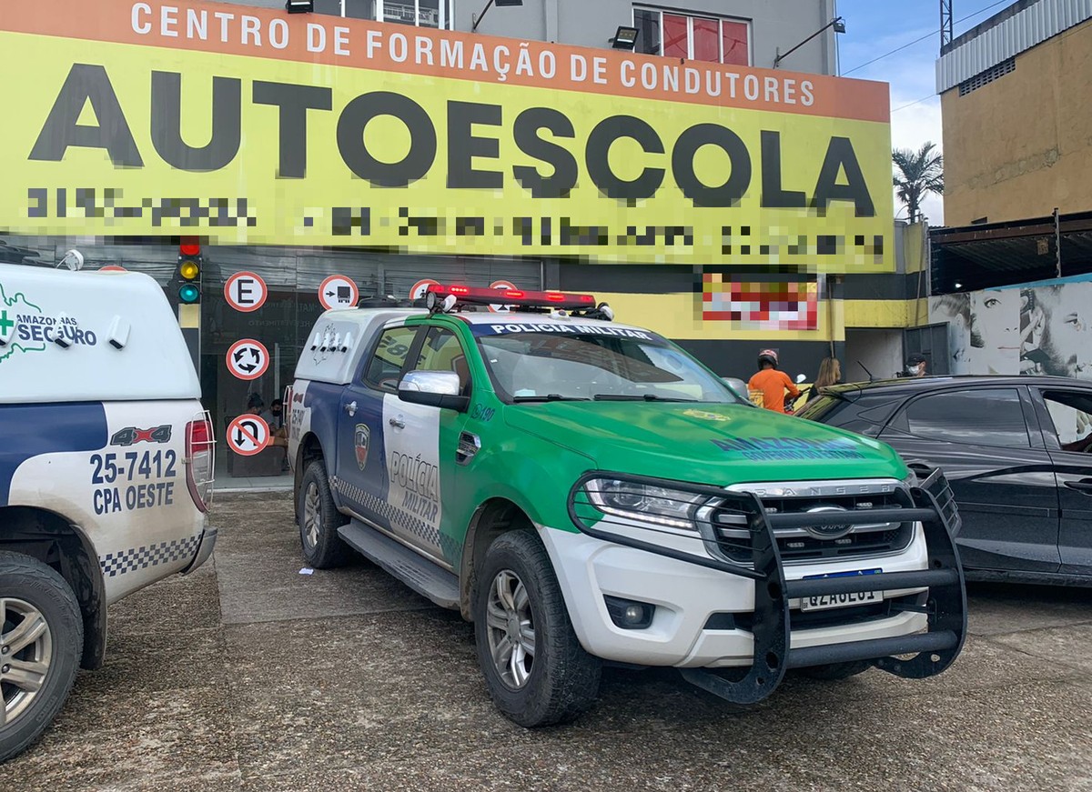 Quarteto é Preso Suspeito De Furtar Celulares E Dinheiro De Autoescola