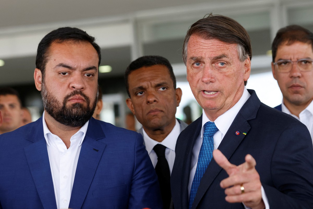 Aliado de Bolsonaro, Cláudio Castro telefona para Lula e diz estar ...
