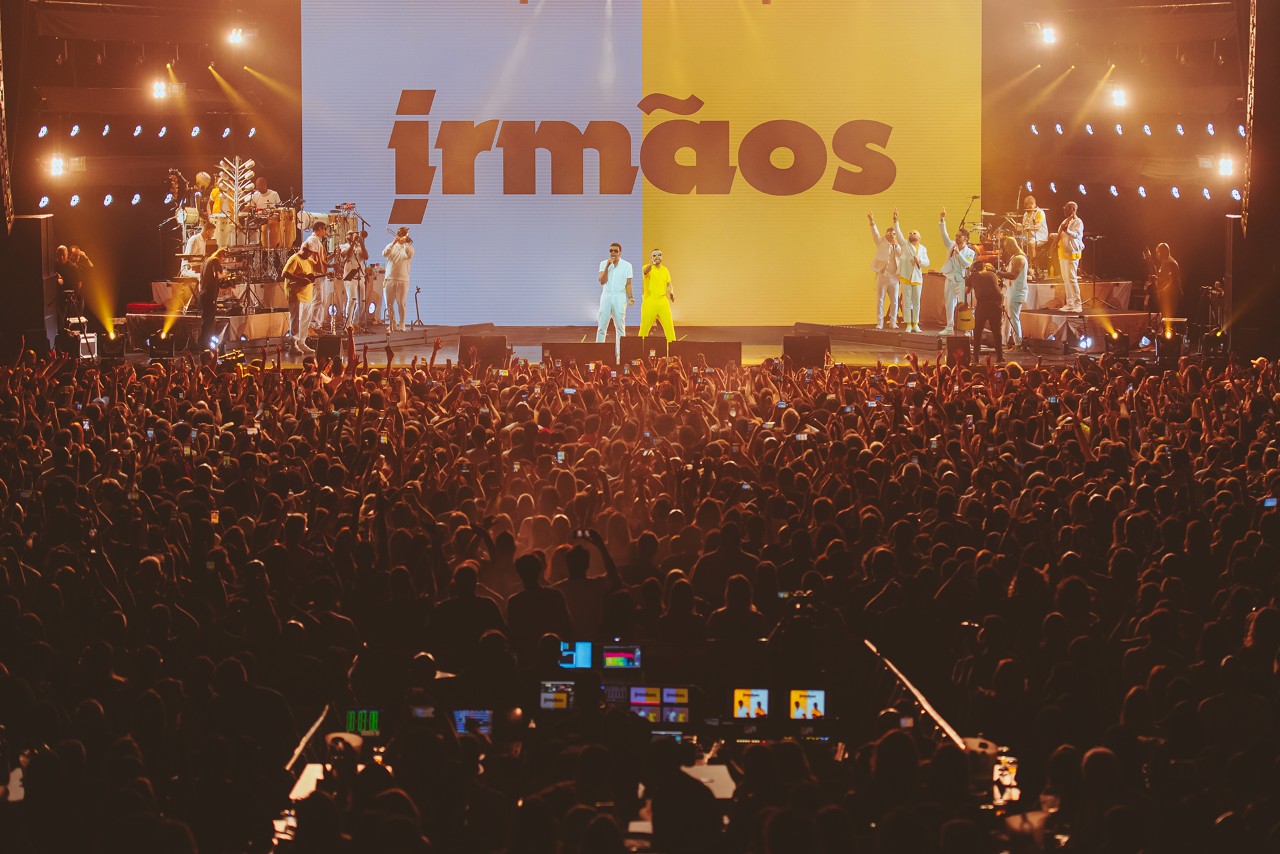 Seu Jorge e Alexandre Pires apresentam show da turnê 'Irmãos' na Concha Acústica do TCA, em ...