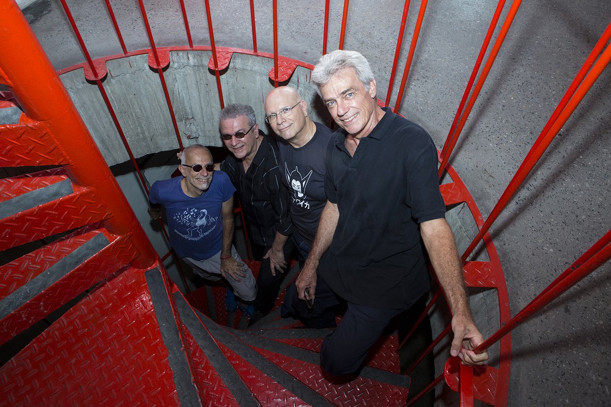 Premê tem sete álbuns embalados em 'caixinha' de CDs que inclui título ...