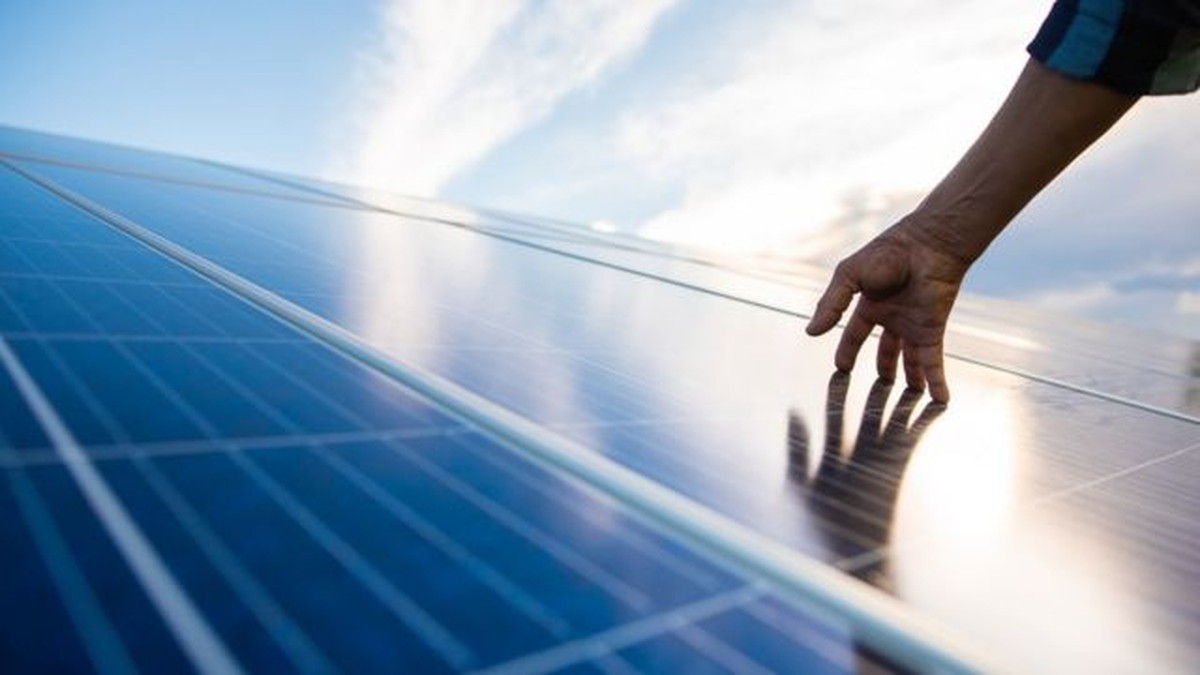 Como funciona energia solar por assinatura, que deixa conta de luz mais ...