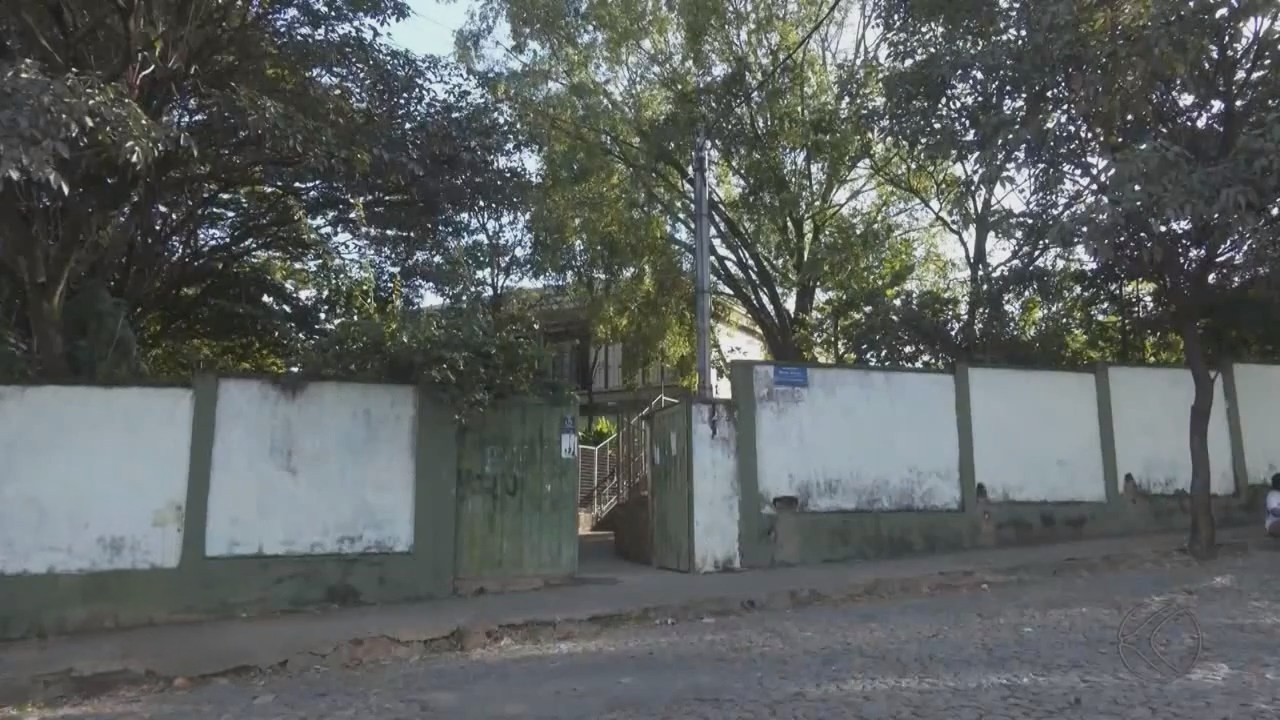 Funcionária de escola pública que chamou estudante de 'macaca' é ...