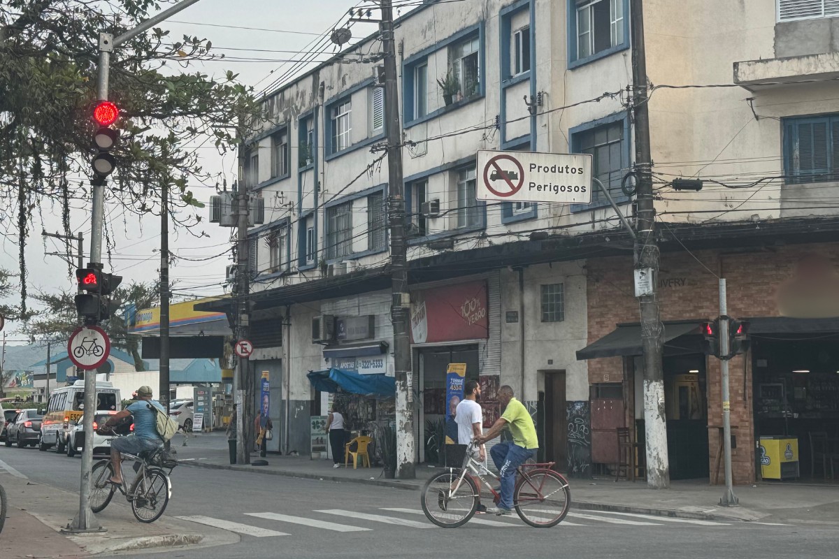 Homem é Preso Por Chamar Mulher De Neguinha De Cabelo Ruim Durante