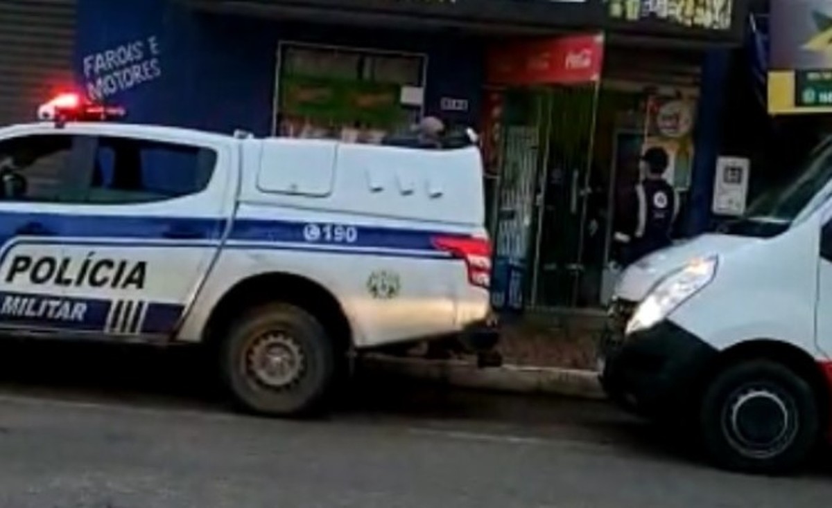 No Ac Polícia é Chamada Para Suposta Morte Por Descarga Elétrica E