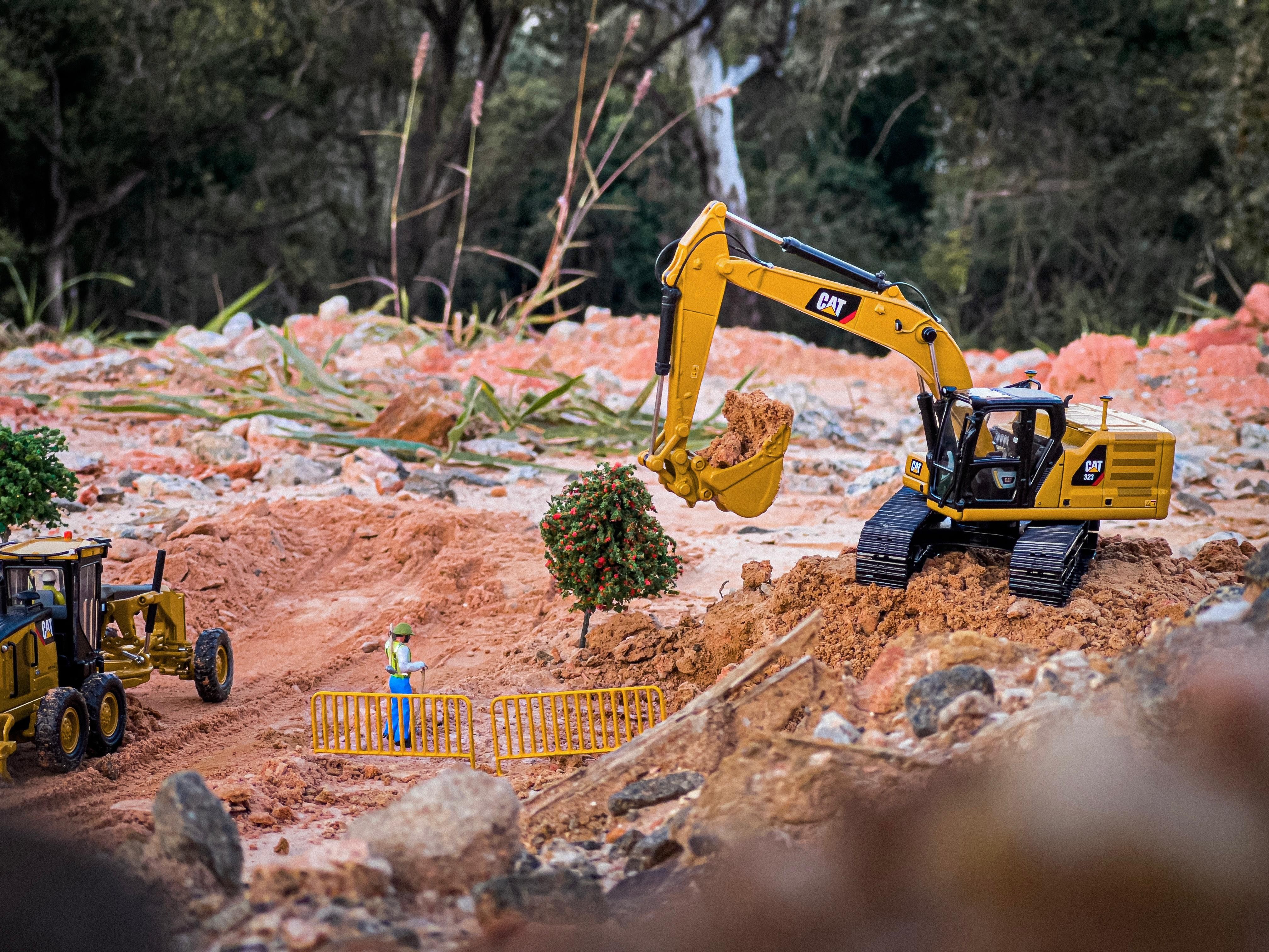 Jornalista produz cenários de obras em miniatura como hobby e se ...