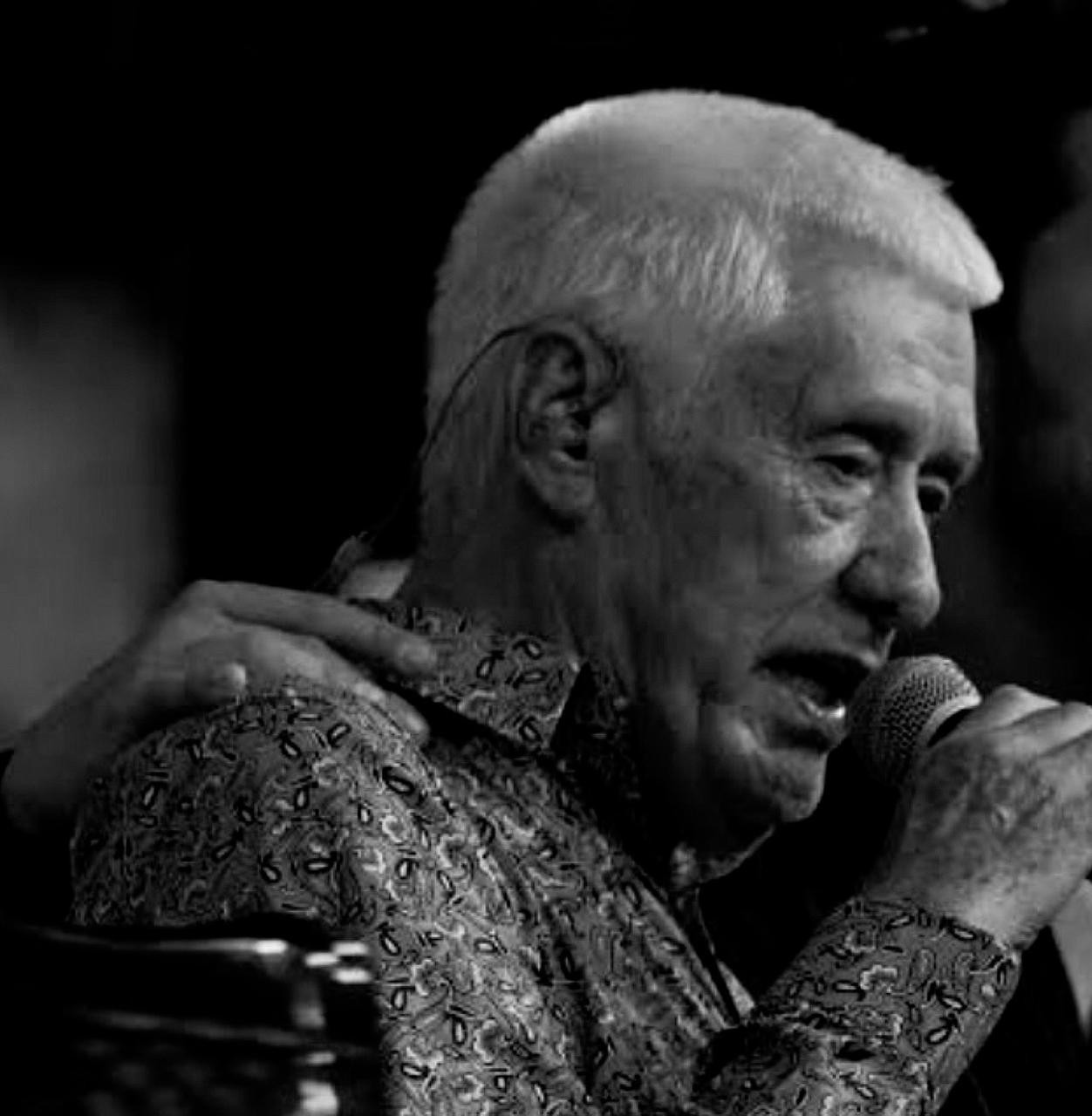 Franco morre em MG; cantor da dupla com Montoro compôs ‘Telefone Mudo ...