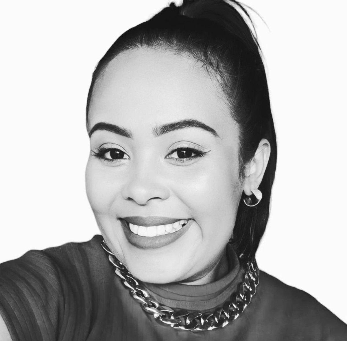 Quem era Tatielle Scarlat, influenciadora digital que morreu com ...