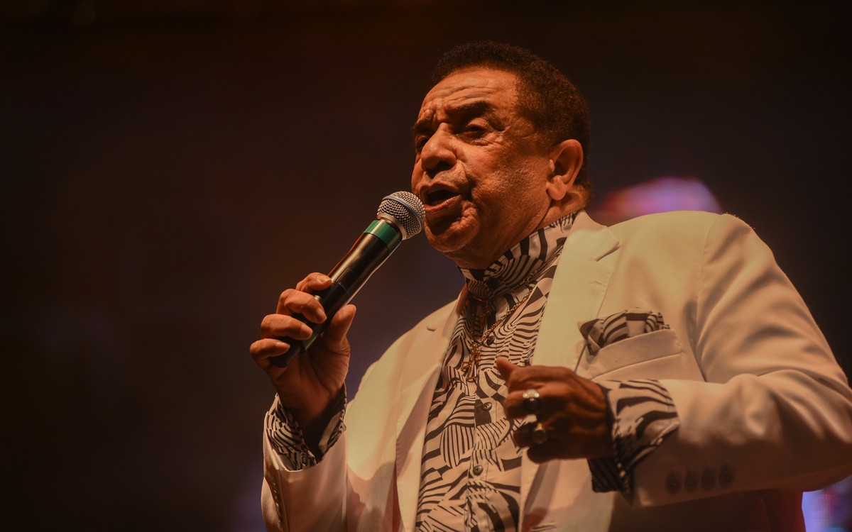 Família de Agnaldo Timóteo entra com processo para remover ...