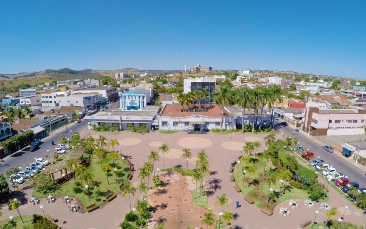 Trindade celebra aniversário de 101 anos com missa e live de duplas ...