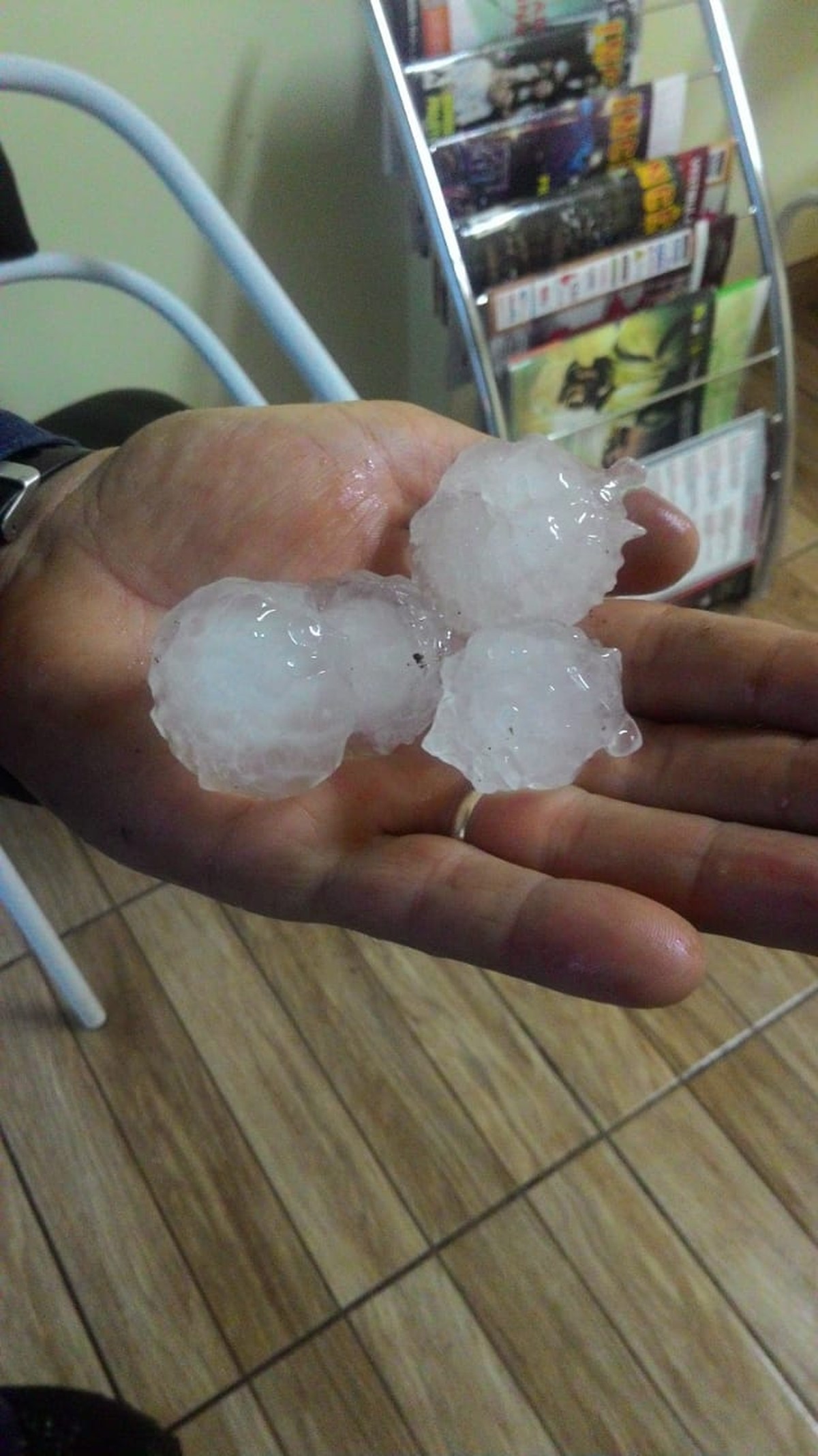 Granizo causa danos em mais de 80 casas no Oeste de SC | Santa Catarina ...