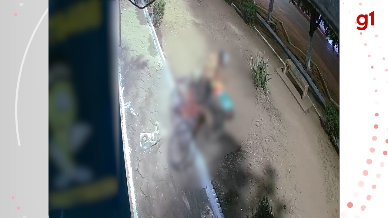 Homem que teve corpo queimado em praça é transferido para continuar ...