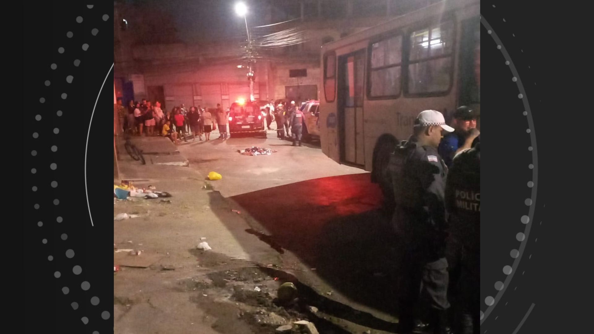 Adolescente morre atropelado por ônibus Transcol em Vila Velha