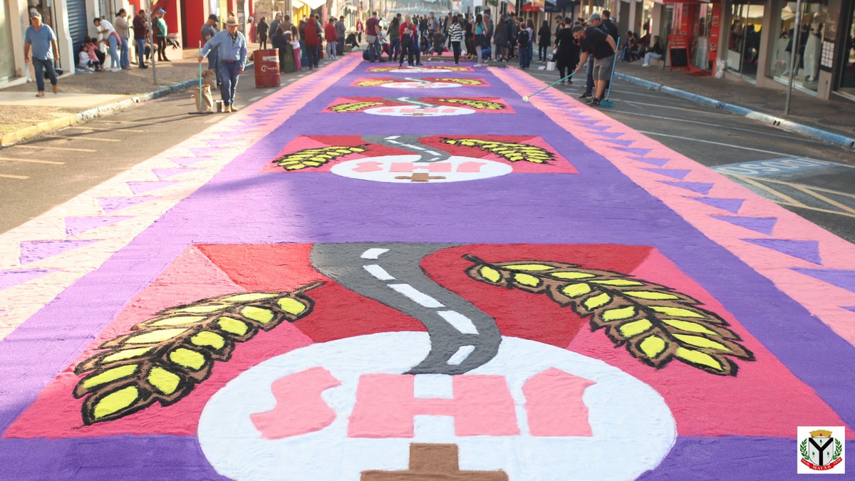 Celebrando a tradição: A história colorida do Corpus Christi em Matão ...