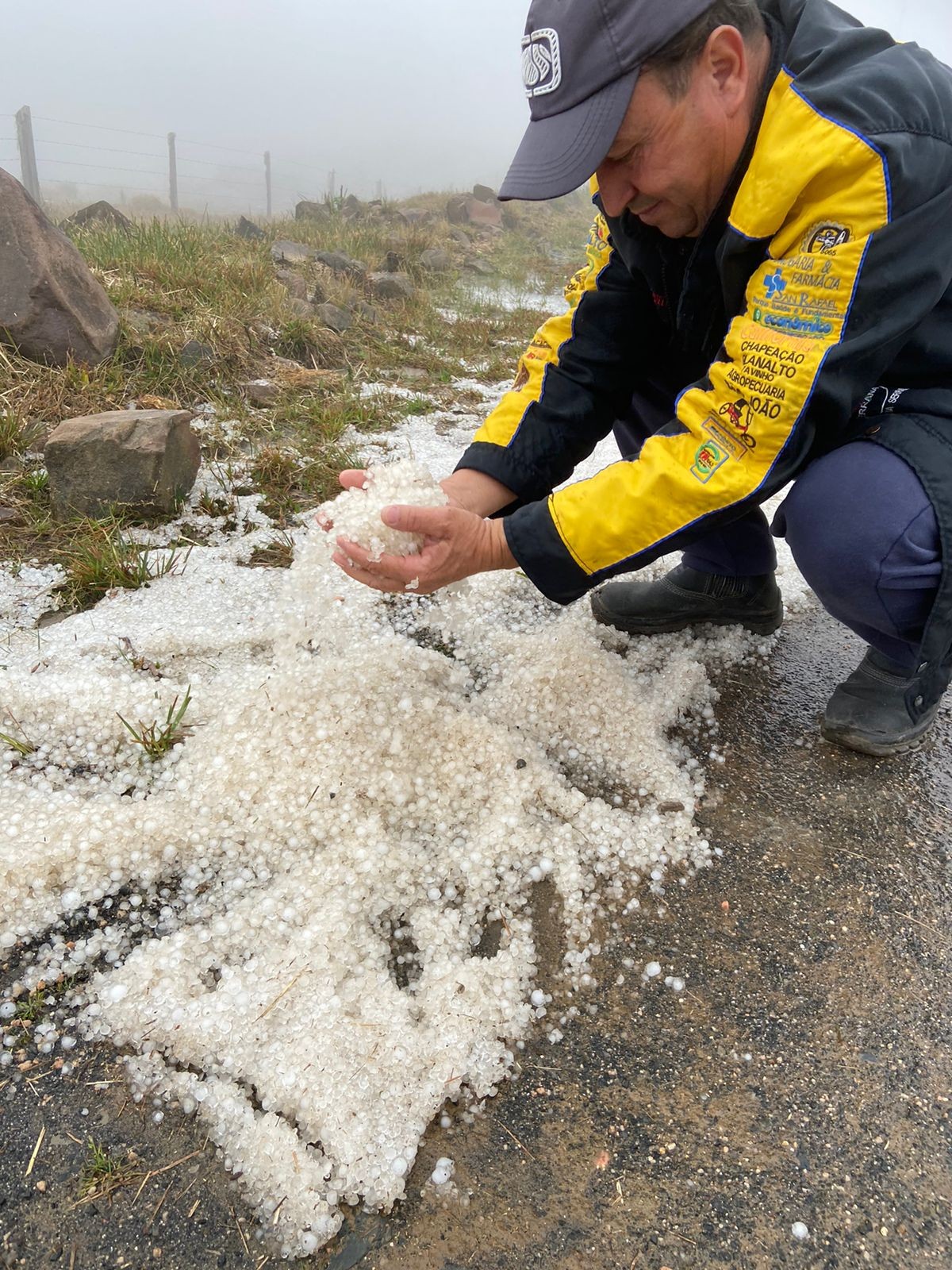 Granizo causa estragos em SC, com pedras do tamanho de ovos de galinha | G1