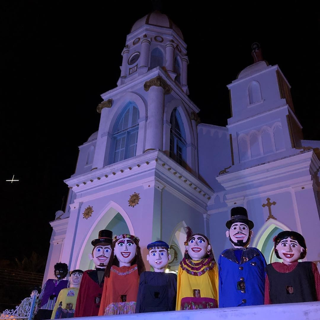 Bloco do Zé Pereira, escolas de samba e shows agitam o carnaval, em São ...