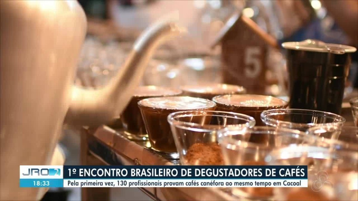 Pela primeira vez, 130 profissionais provam cafés canéfora ao mesmo ...