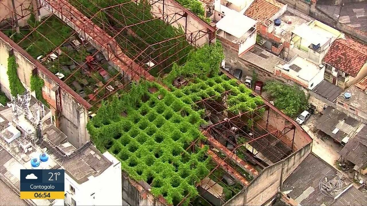 Ruínas do antigo cinema Rio Palace, em Ramos, preocupam os moradores ...
