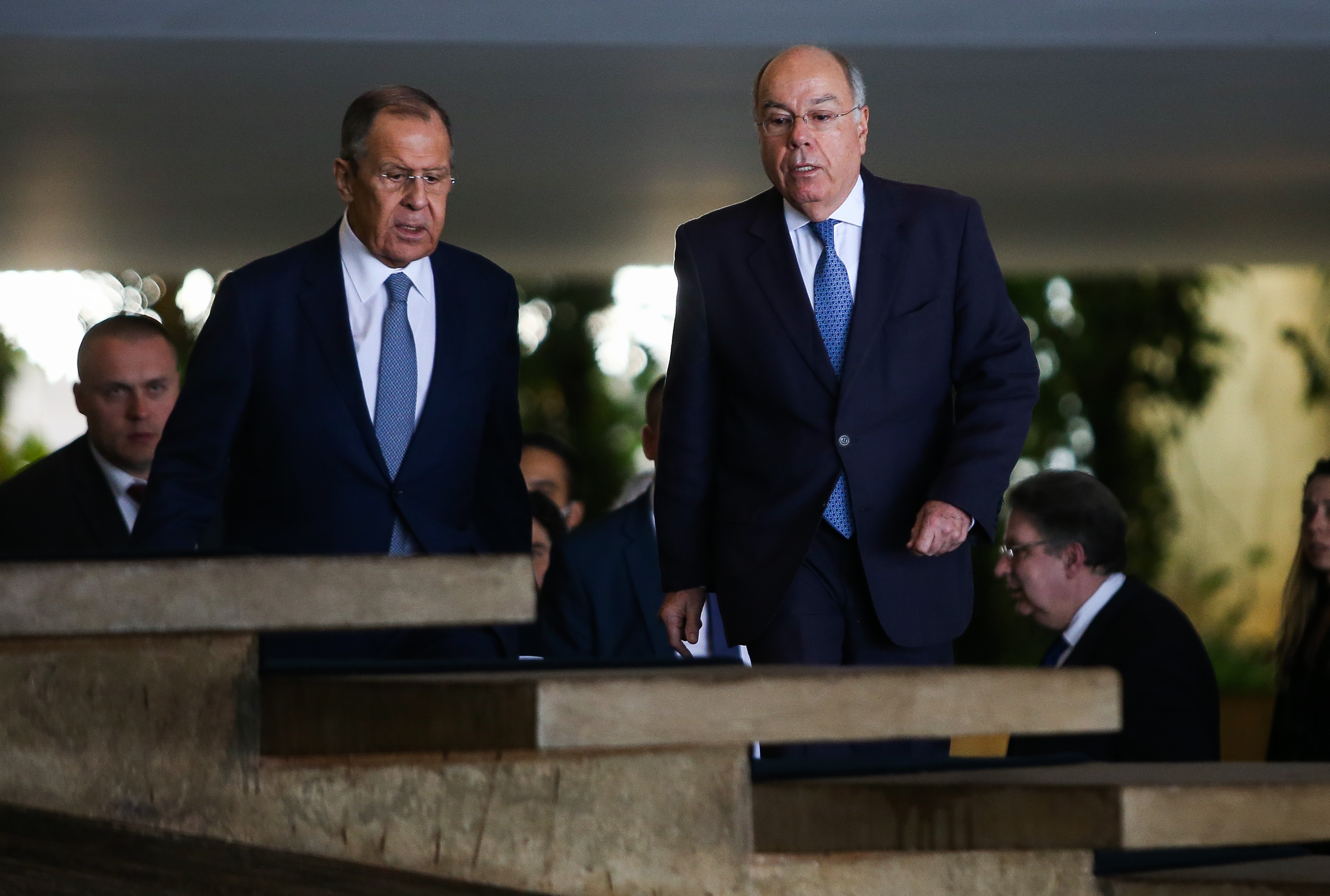 Em ligação com Lula, Putin confirma interesse em dialogar sobre Ucrânia ...