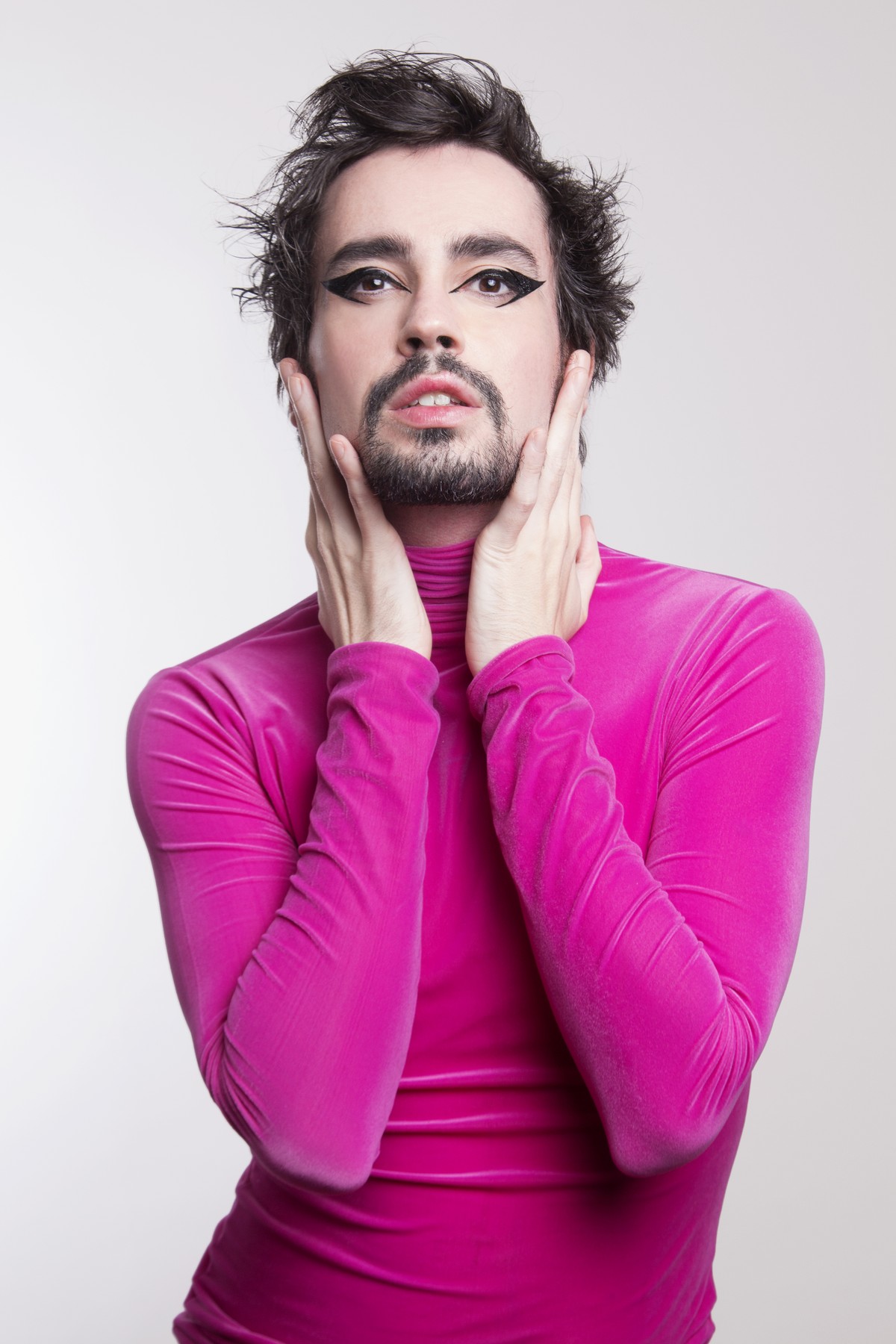 Campinas recebe encerramento da turnê do segundo álbum de Johnny Hooker ...