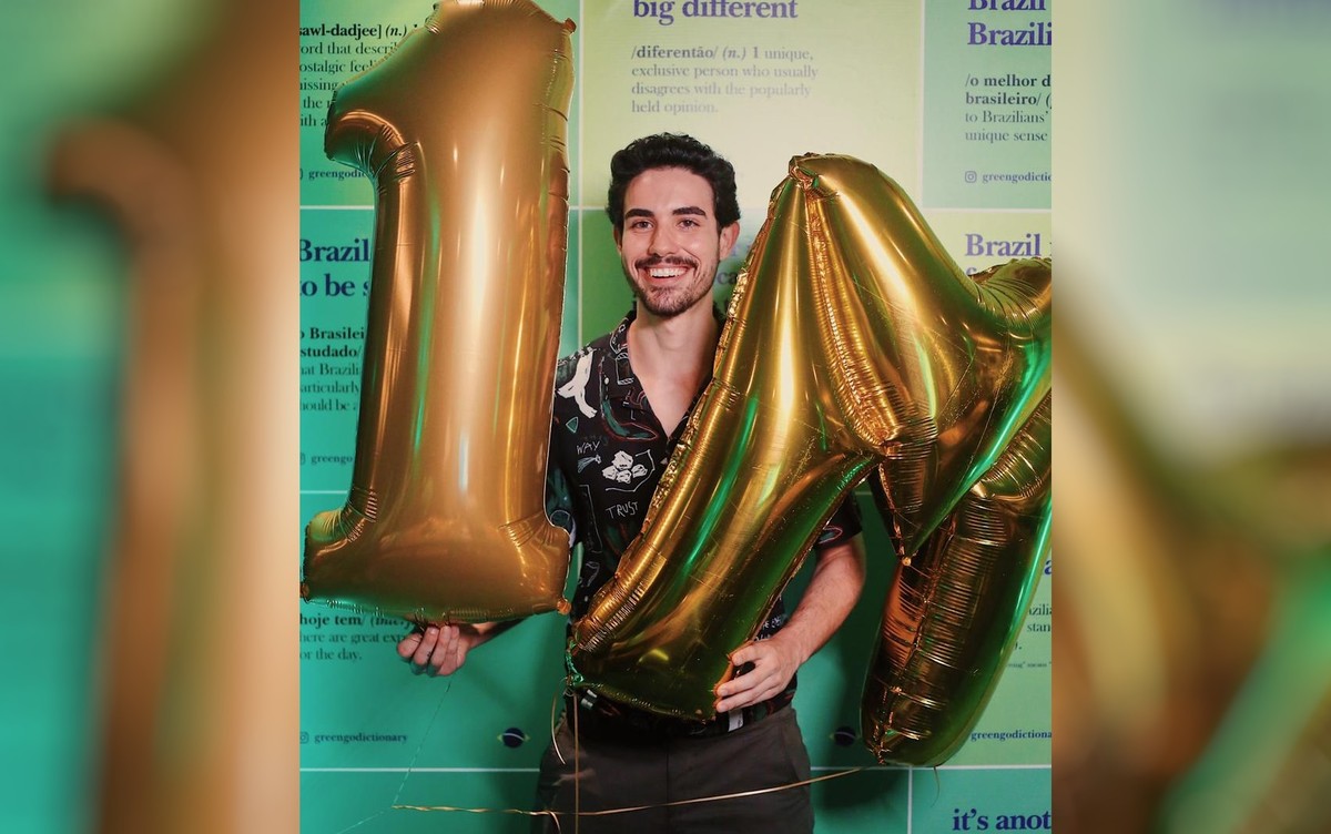 Com mais de 1 milhão de seguidores, goiano bomba na web traduzindo ...