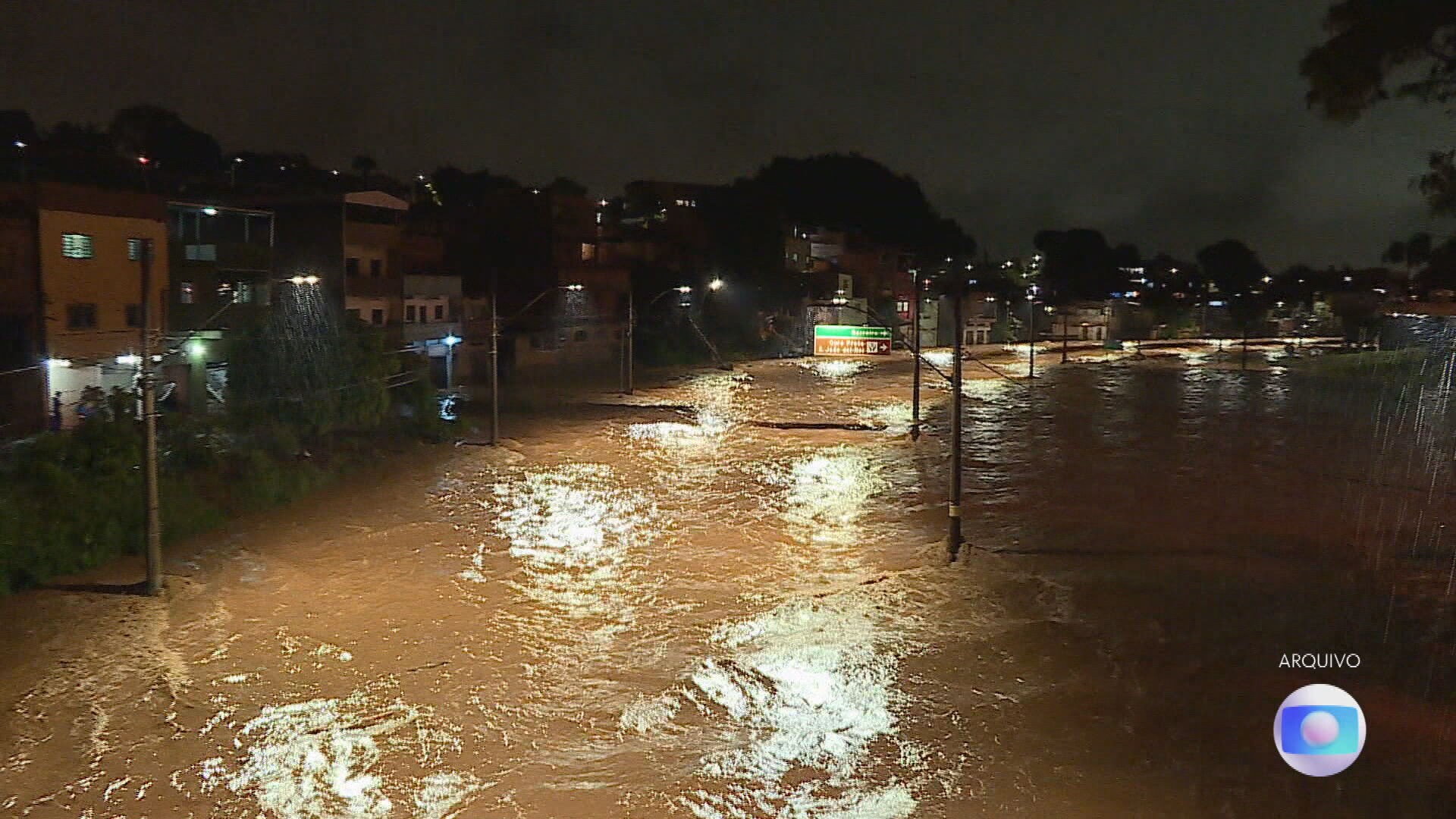 Mais de 320 famílias foram removidas de casa em BH no último período ...