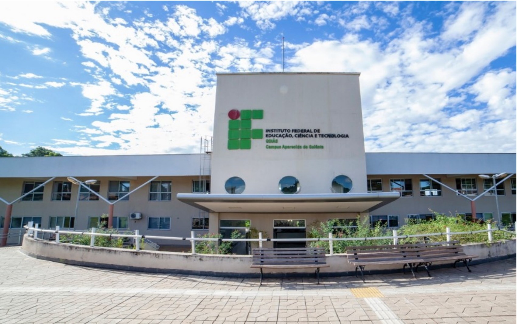 IFG abre inscrições para processo seletivo com salário de até R$ 8 mil | G1
