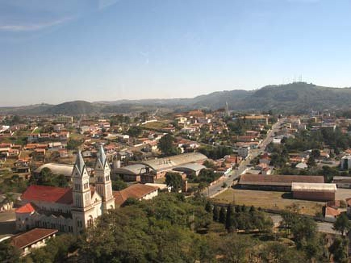 Prefeitura de Irati abre PSS com 44 vagas para profissionais de nível ...