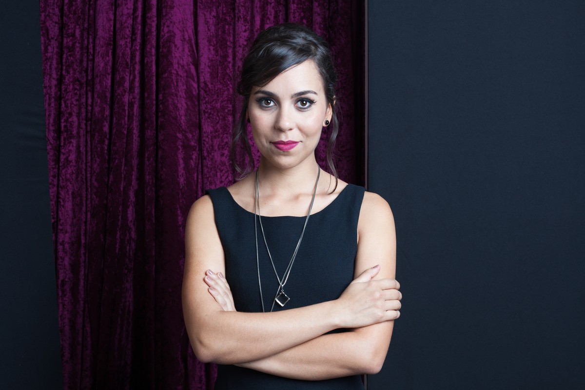 Cantora Clara Gurjão faz show em Barra Mansa, RJ | Sul do Rio e Costa ...