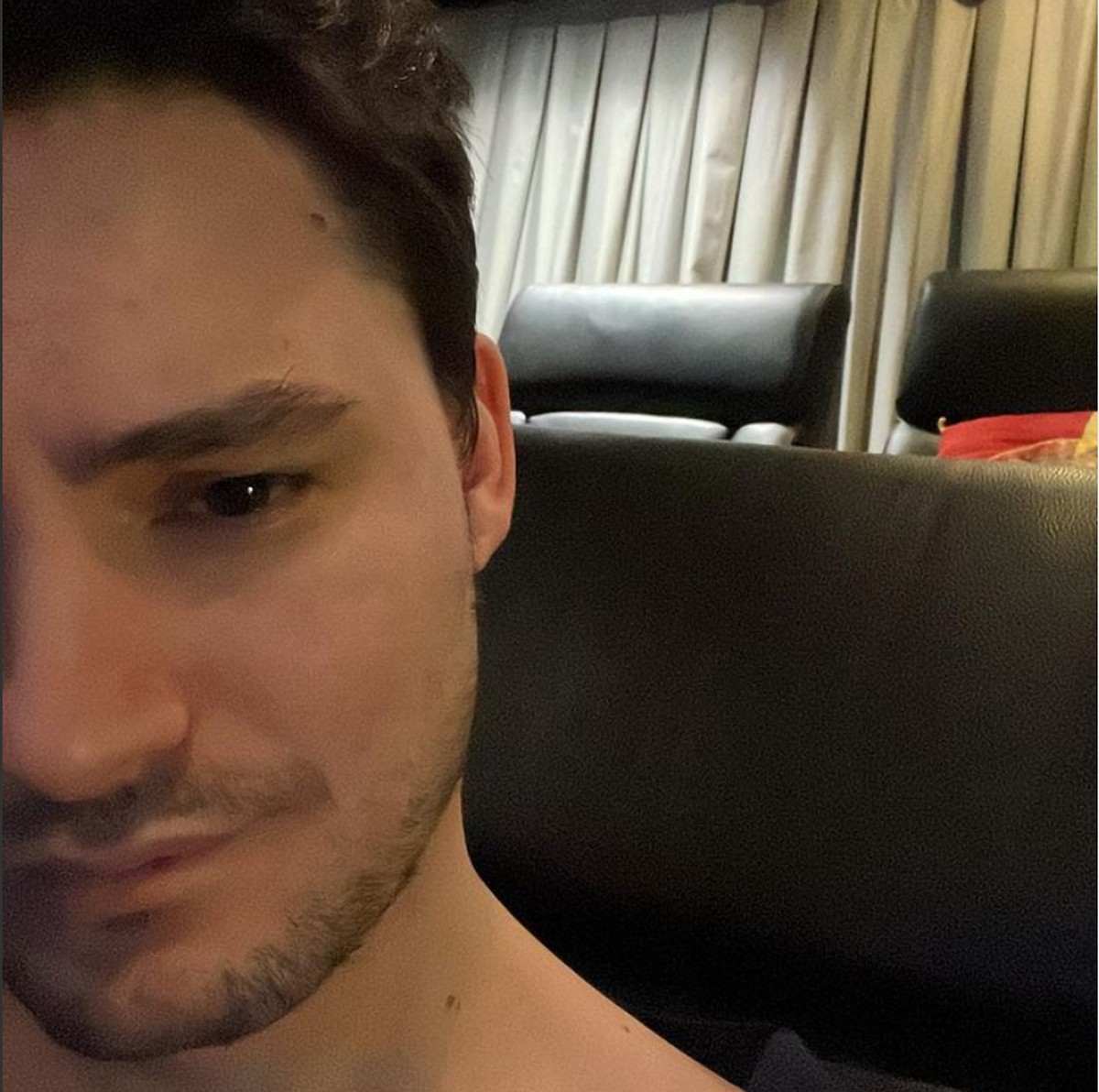 Felipe Neto diz estar com depressão e faz desabafo nas redes sociais ...