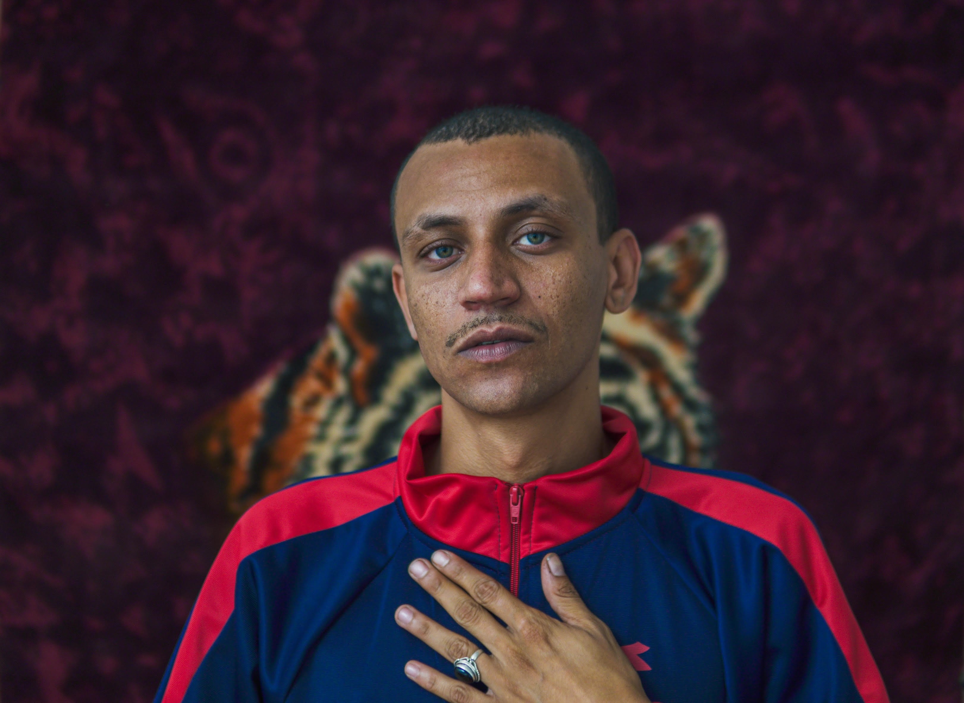 Edgar segue trilha pop e transita por reggaeton, funk e trap em álbum ...