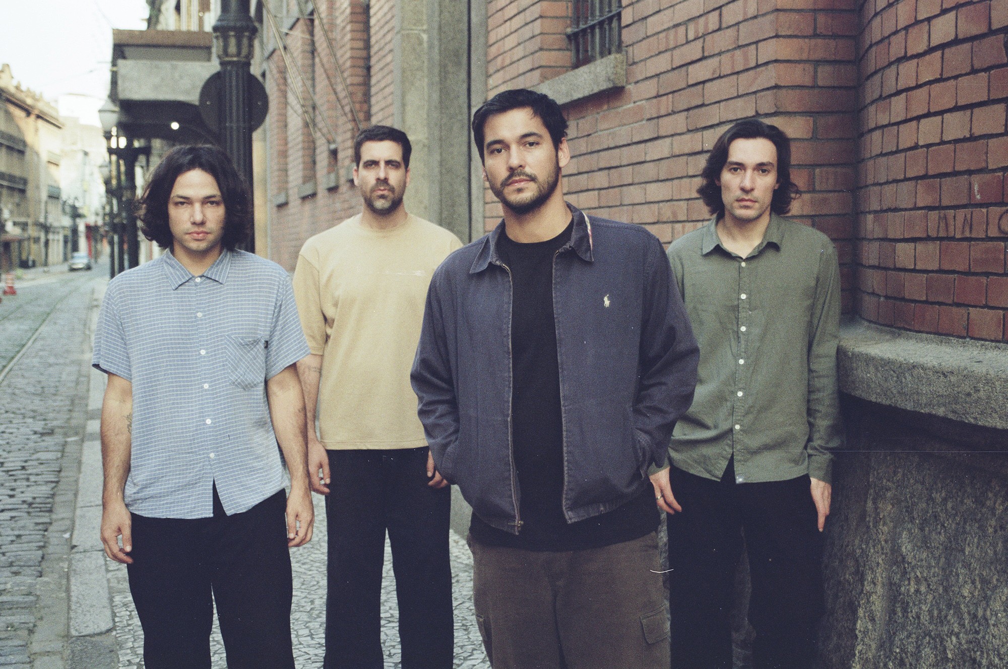 Banda Terno Rei lança EP com quatro músicas inéditas limadas da seleção ...