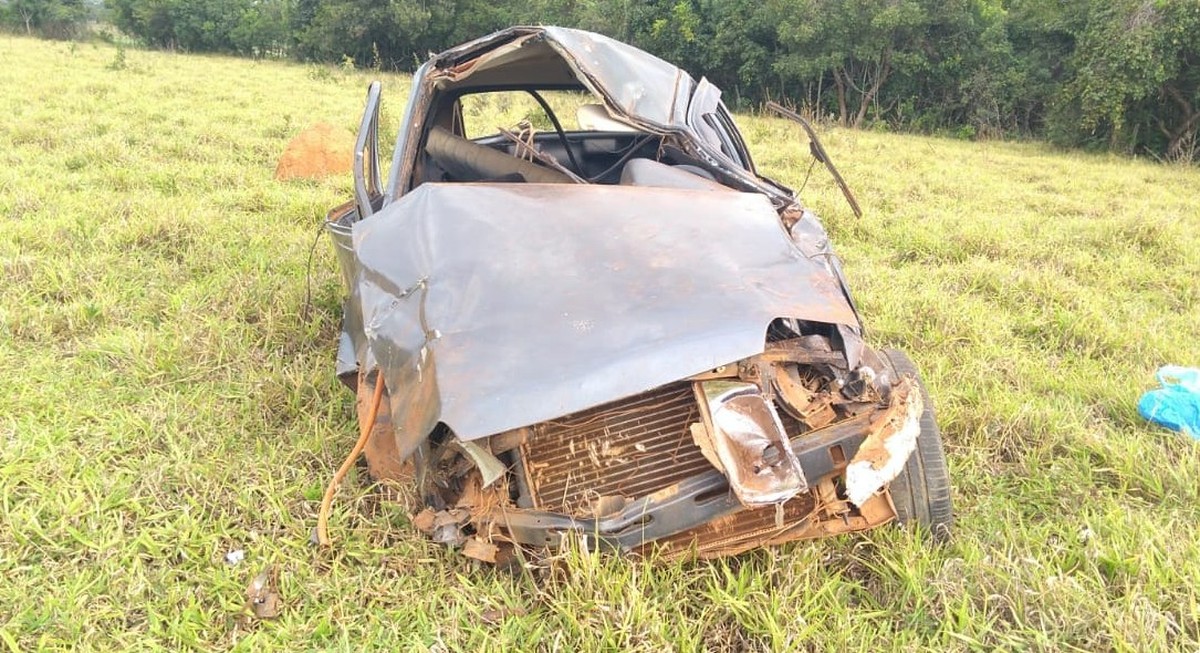 Acidente deixa morto e ferido na MG-230, entre Serra do Salitre e Rio Paranaíba | Triângulo ...