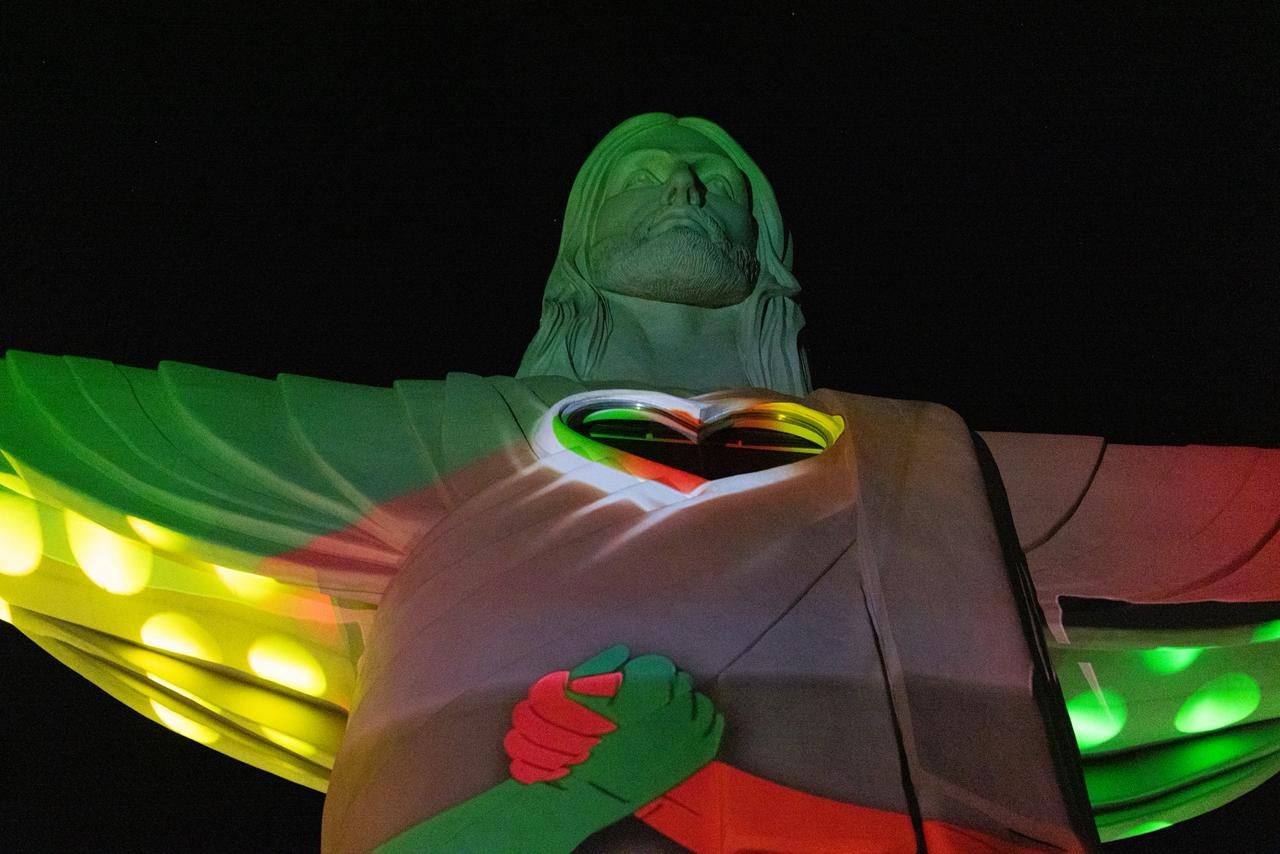 Enchente 2024 RS: Cristo Protetor homenageia as 185 vítimas | G1