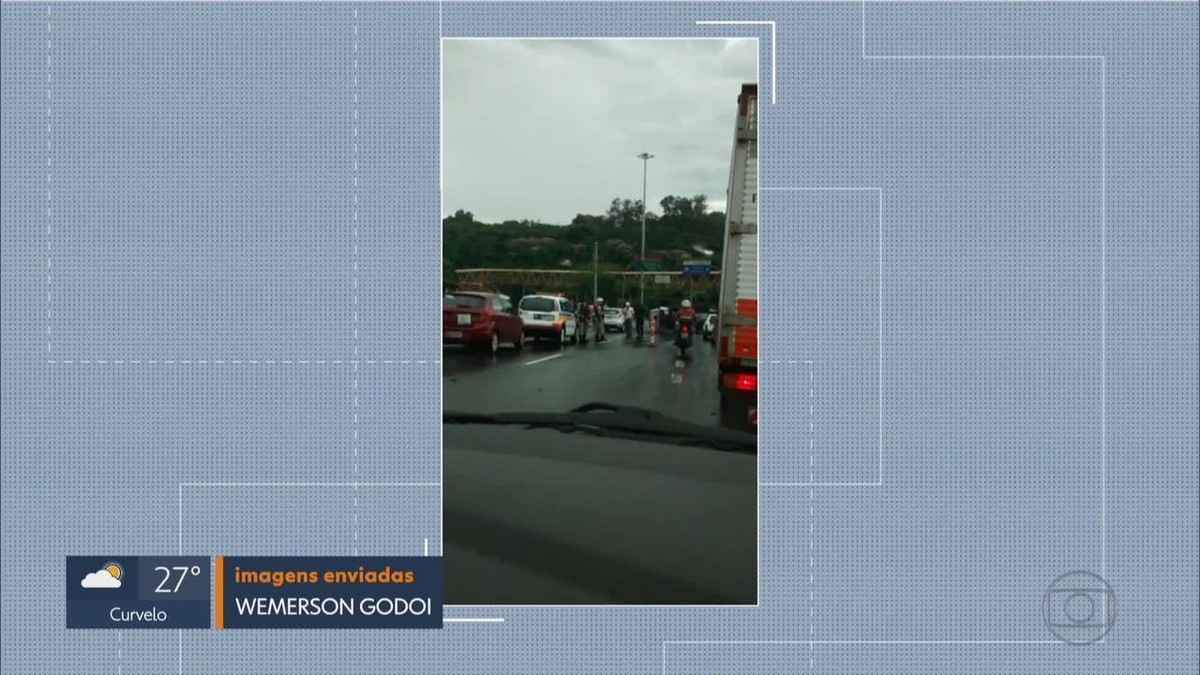 Duas pessoas ficam feridas em engavetamento na Via do Minério, em Belo Horizonte | Minas Gerais | G1