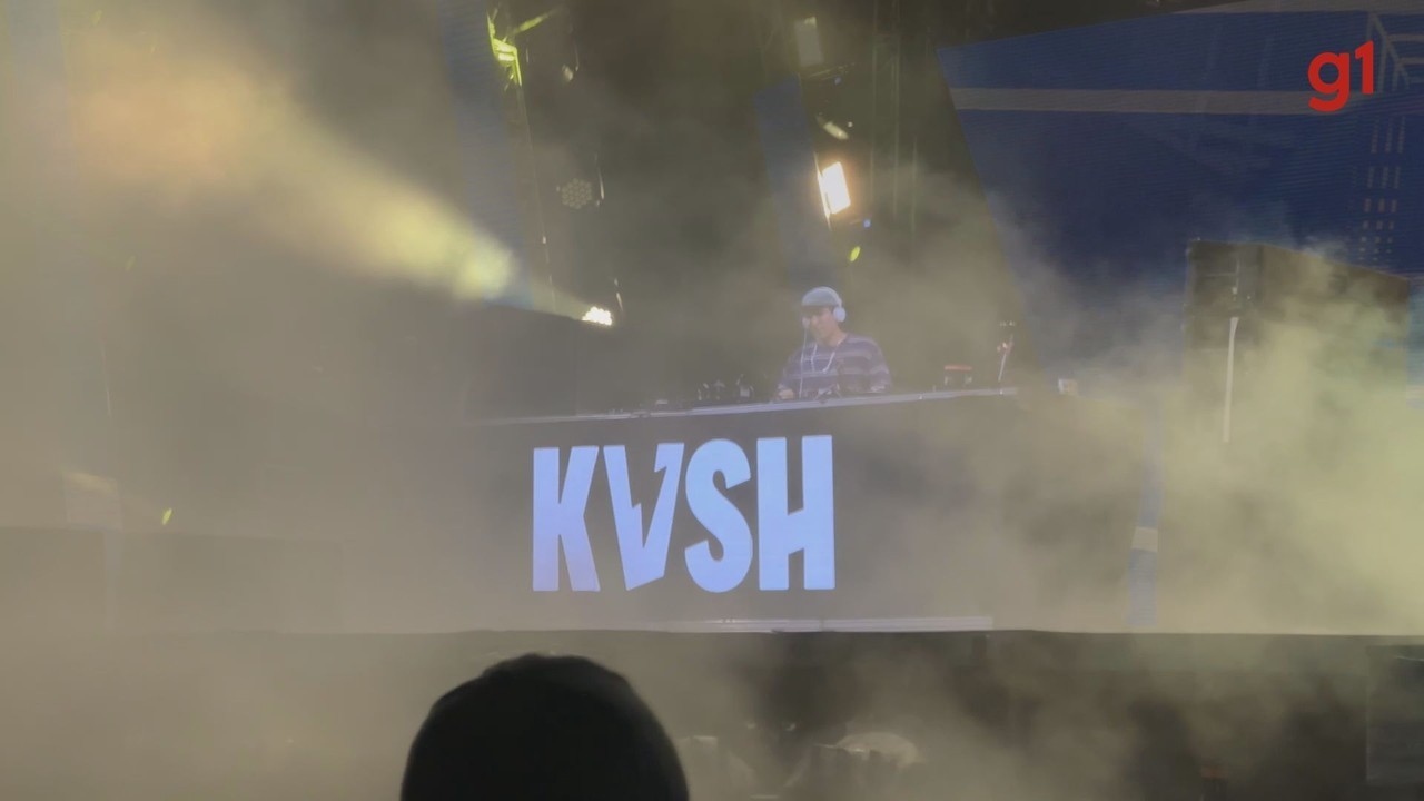 FOTOS E VÍDEOS: Corso da Tusca tem shows com reprodução de meme e ...