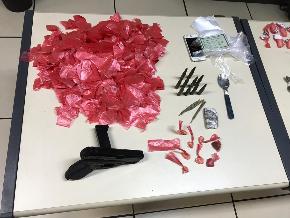 Polícia Prende Três Homens Em Operação De Combate Ao Tráfico De Drogas