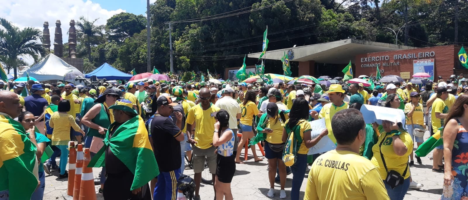 Imagens mostram como era e como ficou local do acampamento bolsonarista ...