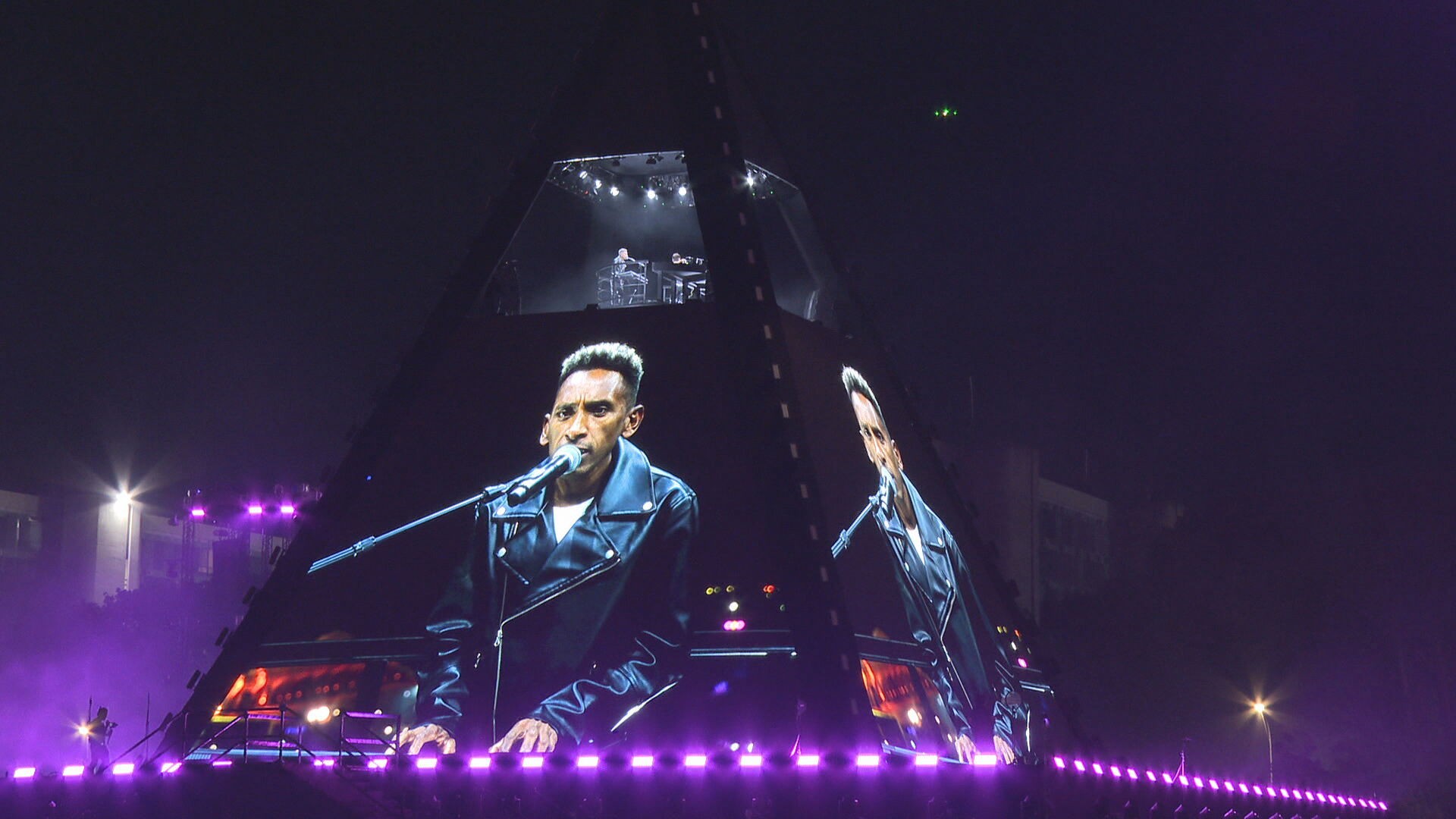Aniversário de Brasília: Show de Alok reúne milhares de pessoas na ...