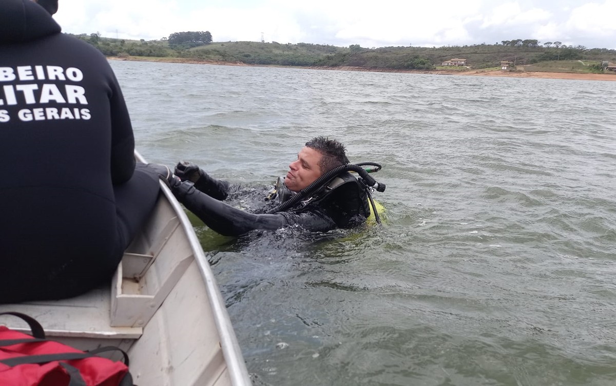 Moradores encontram corpo de jovem que se afogou em balneário de Nazareno, MG | Sul de Minas | G1