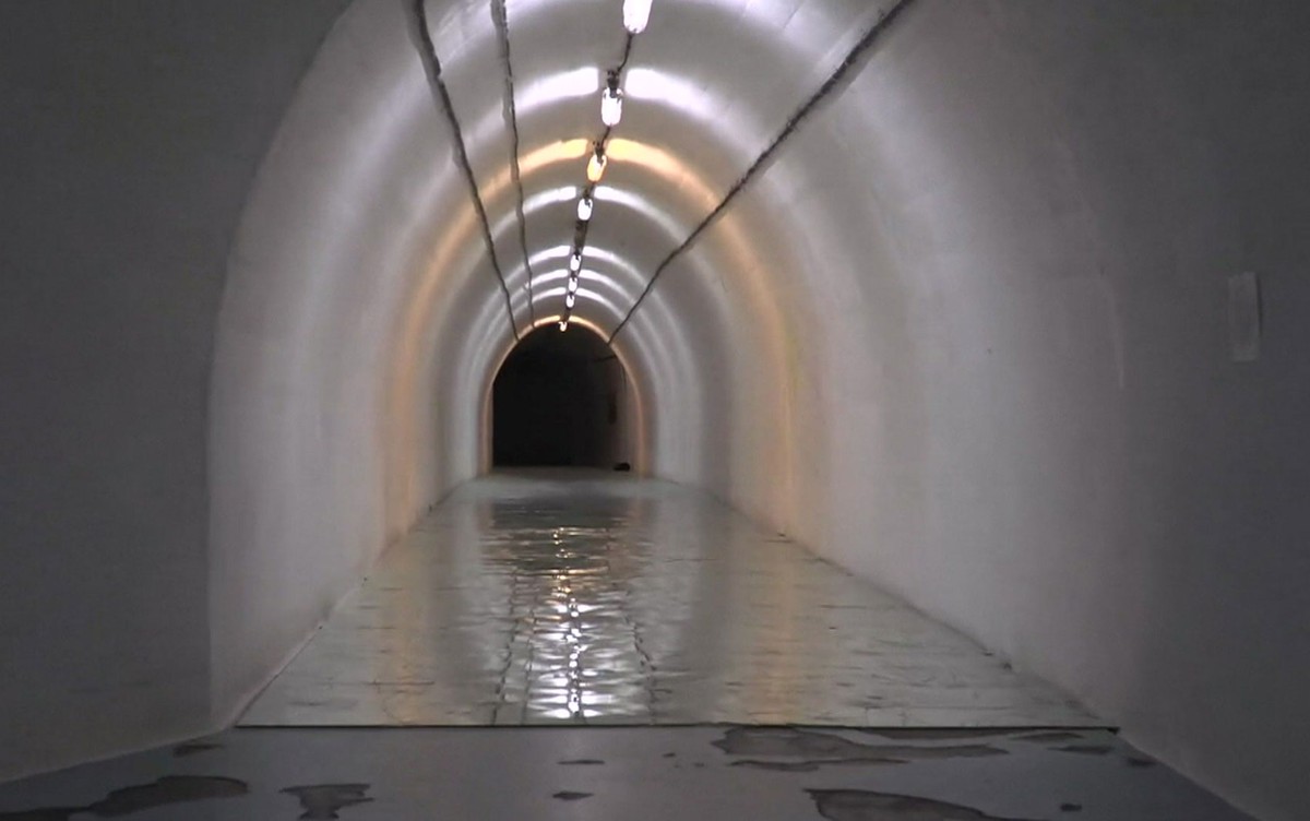 O bunker ultrassecreto construído por líder iugoslavo para sobreviver a ...