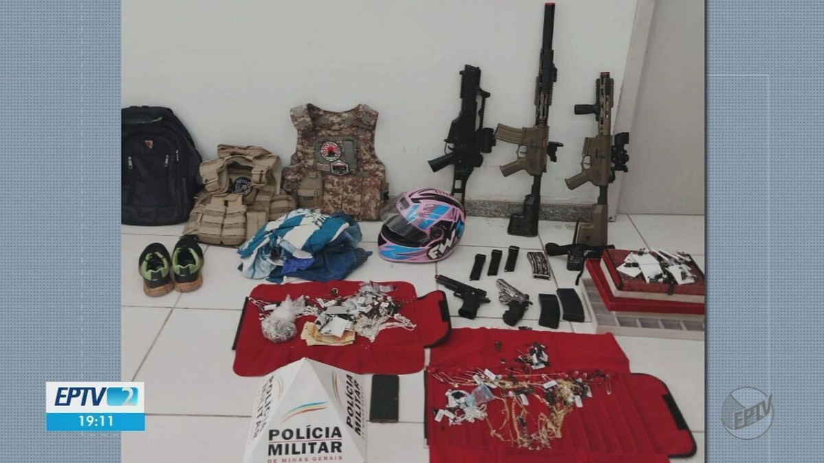 Homem é Preso Suspeito De Roubar Joias De Ouro E Prata Em Joalheria De