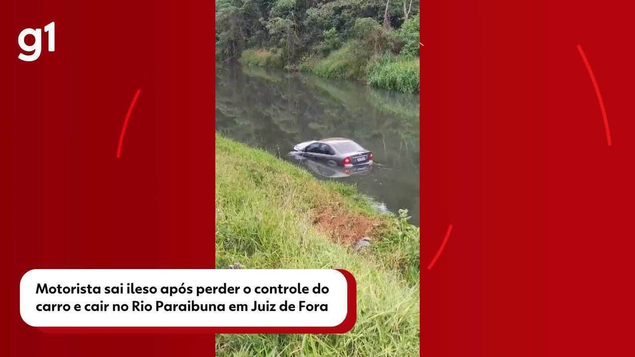 Motorista sai ileso após perder o controle do carro e cair no Rio Paraibuna em Juiz de Fora ...