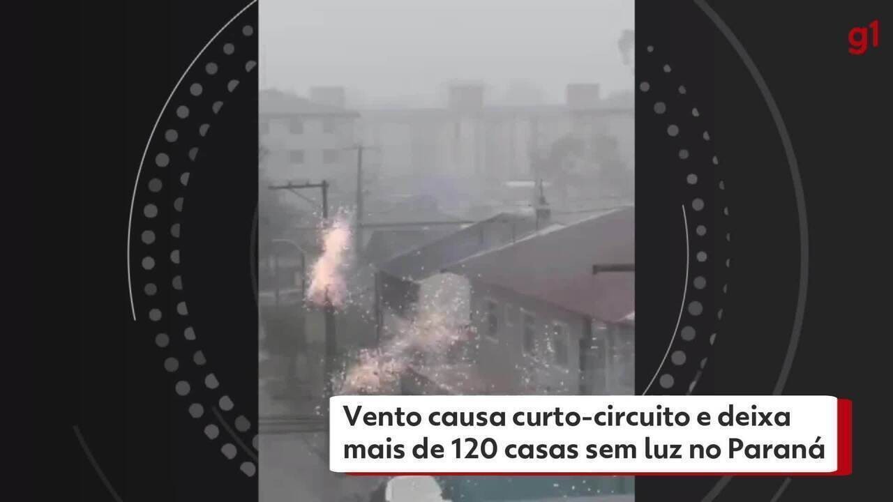 VÍDEO: vento causa curto-circuito e deixa mais de 120 casas sem luz no Paraná | G1