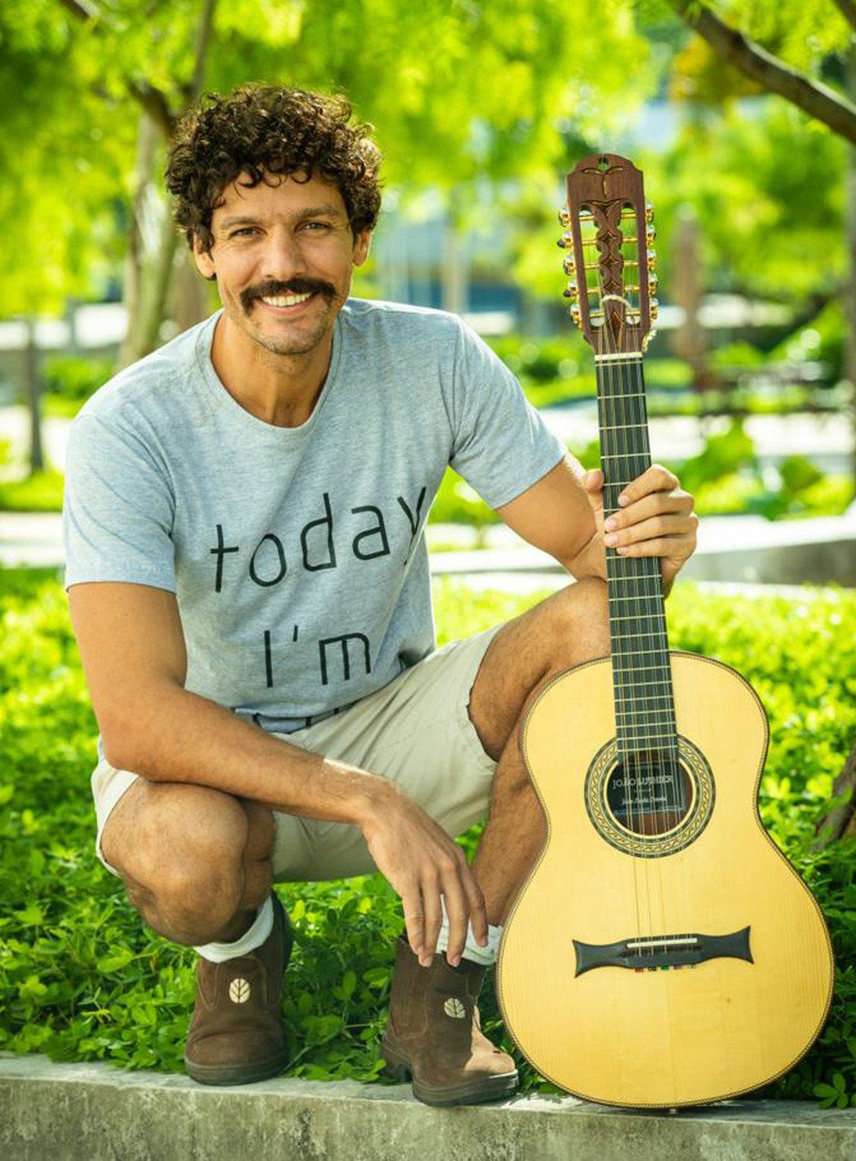 Guito dá sequência à carreira de cantor com single 'Morada do sossego ...