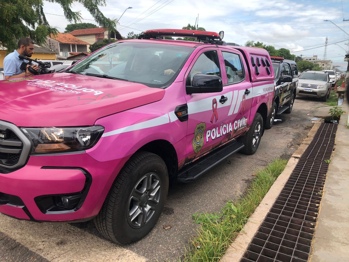 Deam recebe 'Viatura Rosa' para reforço no combate à violência contra a ...